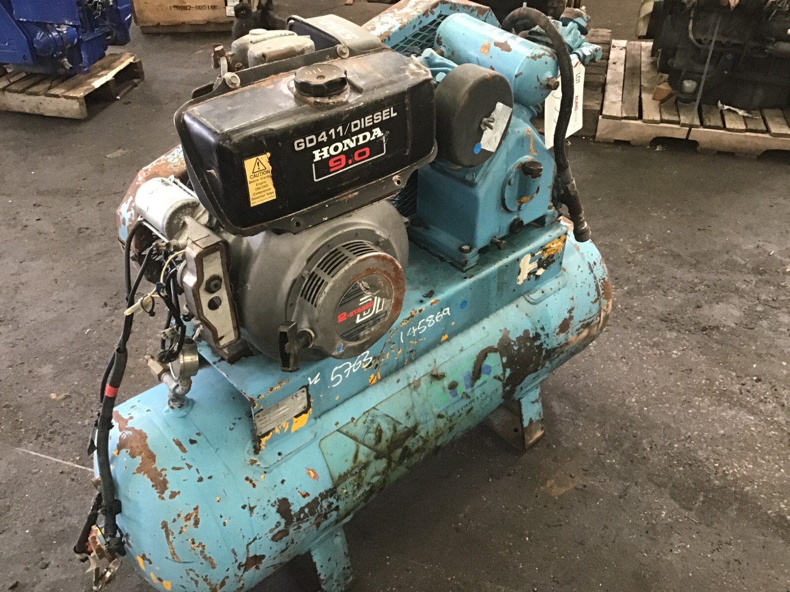 HPC Static compressor with Honda 9.0 Diesel Engine spares or repairs ...