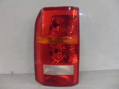 LAND ROVER DISCOVERY 3 NEAR SIDE REAR LIGHT | eBay