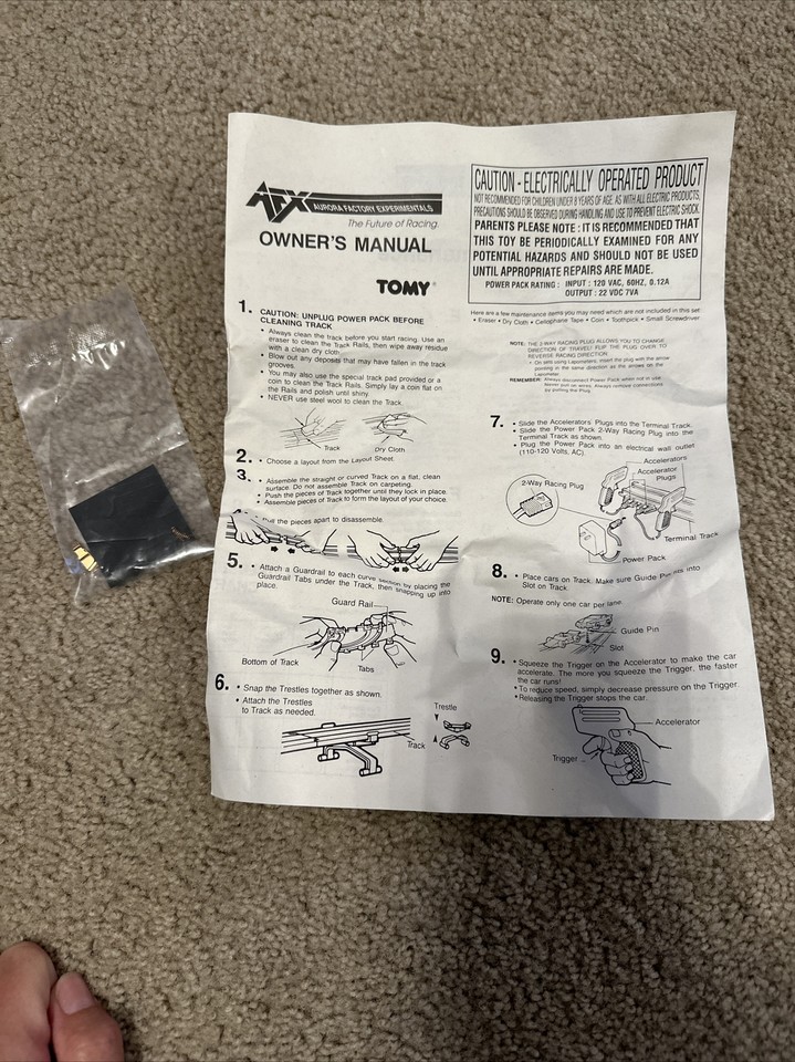 AFX TOMY GIANT RACEWAY #09803 w/ 2 Original Cars PLUS 2 Extra Cars ...