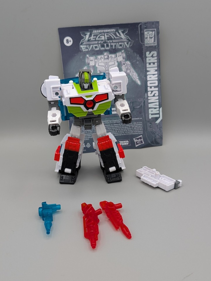 Medix Transformers Legacy Evolution Deluxe Class Figure Complete Hasbro ...