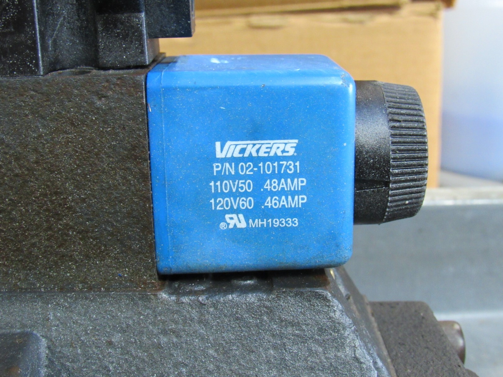 EATON DIRECTIONAL CONTROL VALVE DG5S-8-2C-M-FW-B5-30 DG4V-3S-6C-M-FW-B5 ...