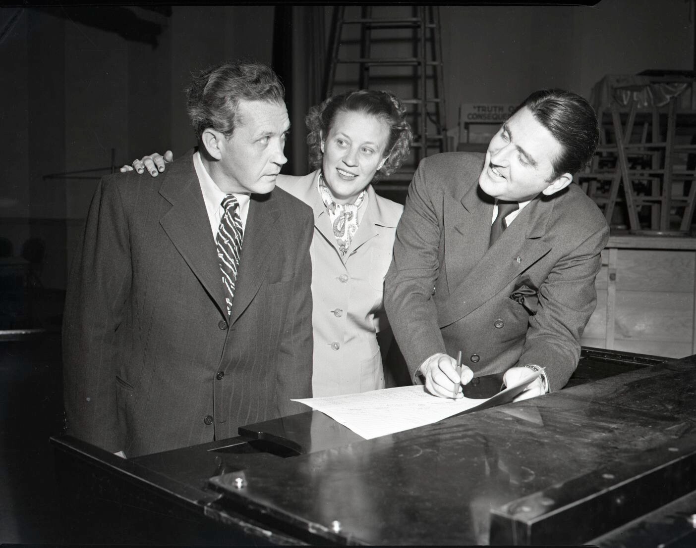 LD22-6 Fibber McGee and Molly w/ Meredith Willson ORIG Burke/Brace 4x5 ...