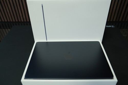 Apple MacBook Air 13" M4 chip 16GB RAM 256GB SSD Midnight MW123LL/A ...