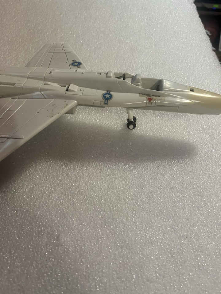 Vtg 1989 Hasbro Flying Fighters VFA-131 Fighter Jet *Missing Parts ...
