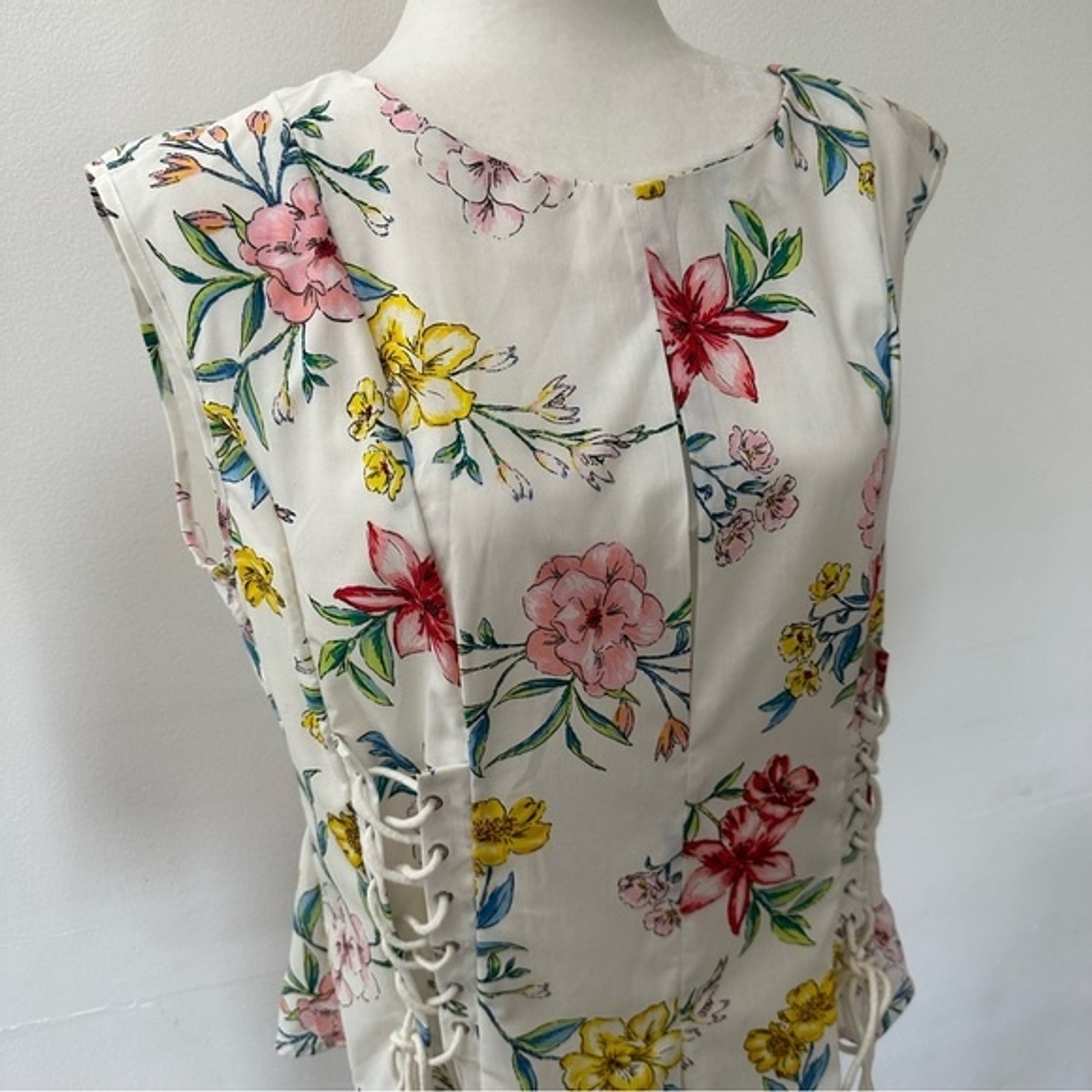 Miss Lili Tropical Floral Cinched Waist Lightweight S… - Gem