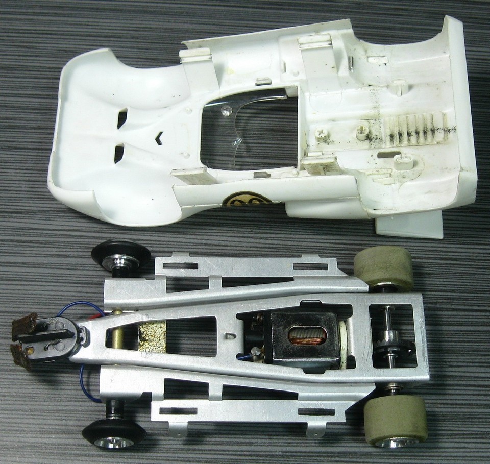 1960's SLOT CAR COX Chaparral 2E Chassis/Body Nice White Original ...