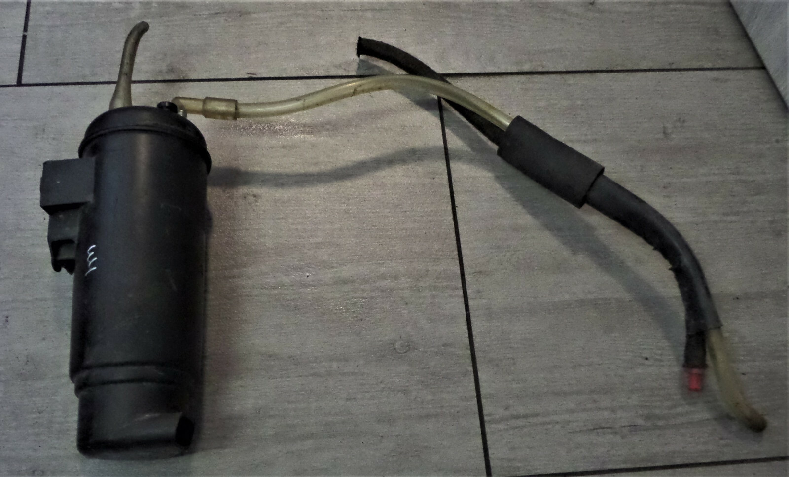 VW Audi Seat Aktivkohlefilter Tankentlüftung Behälter Filter 6K0201801 ...