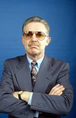 Nigel Collins Of Ring Magazine Poses For A Portrait OLD BOXING PHOTO 1 ...