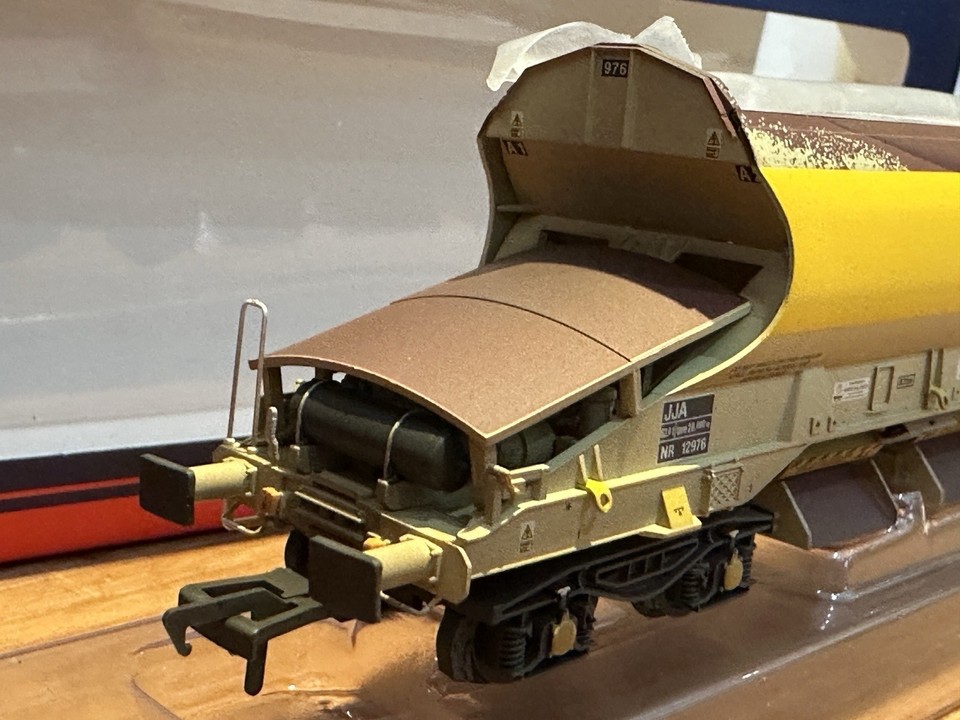 Bachmann OO Gauge - 38-213K JJA Mk2 Auto-Ballaster with Gen Unit ...