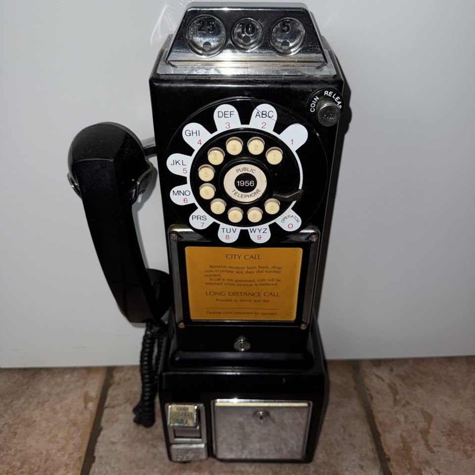 Crosley Retro 1950s Wall Mount Rotary Payphone Reproduction Black ...