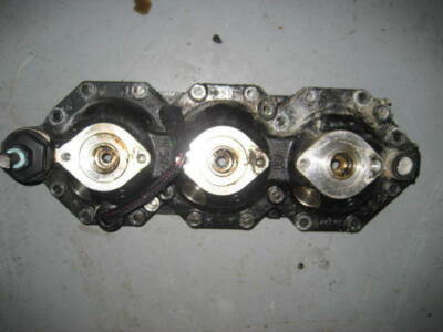 Johnson Evinrude Ficht 150 hp or 175 hp Port Cylinder Head 0439562 | eBay