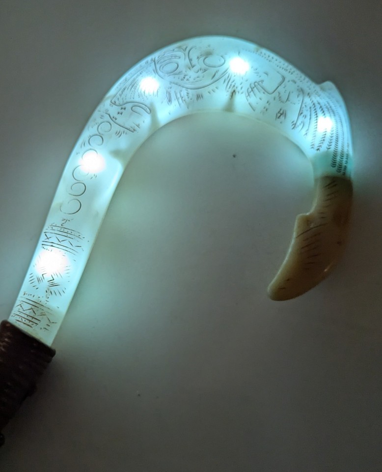 Disney Moana Maui’s Magical Fish Hook Toy Lights & Sounds 20" Works Great | eBay