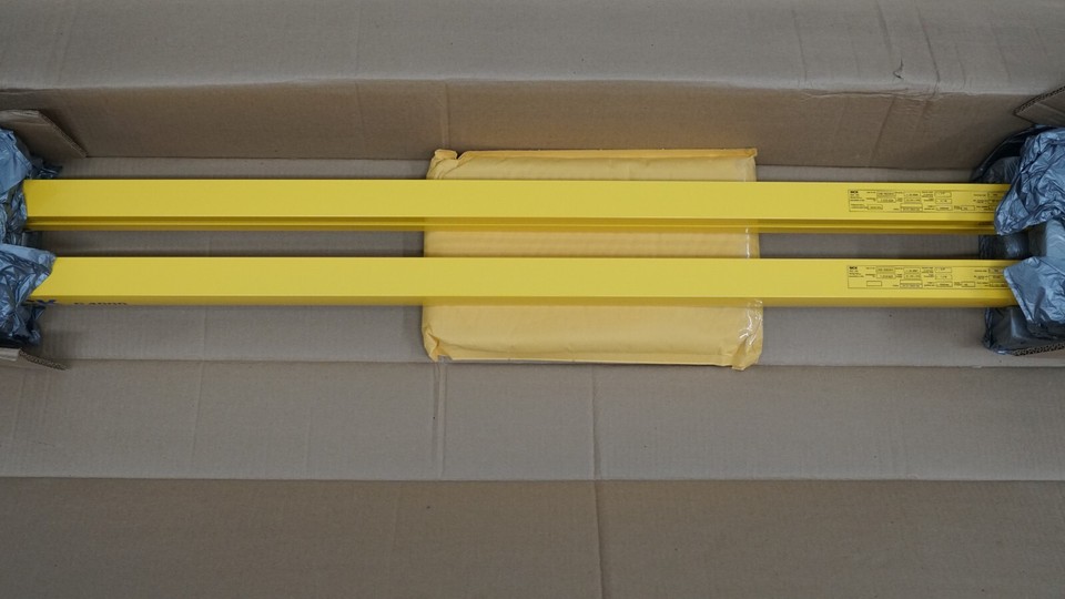 SICK C40P-1002CA010 C4000 Safety Light Curtain PAIR C40S/C40E-1002CA010 ...