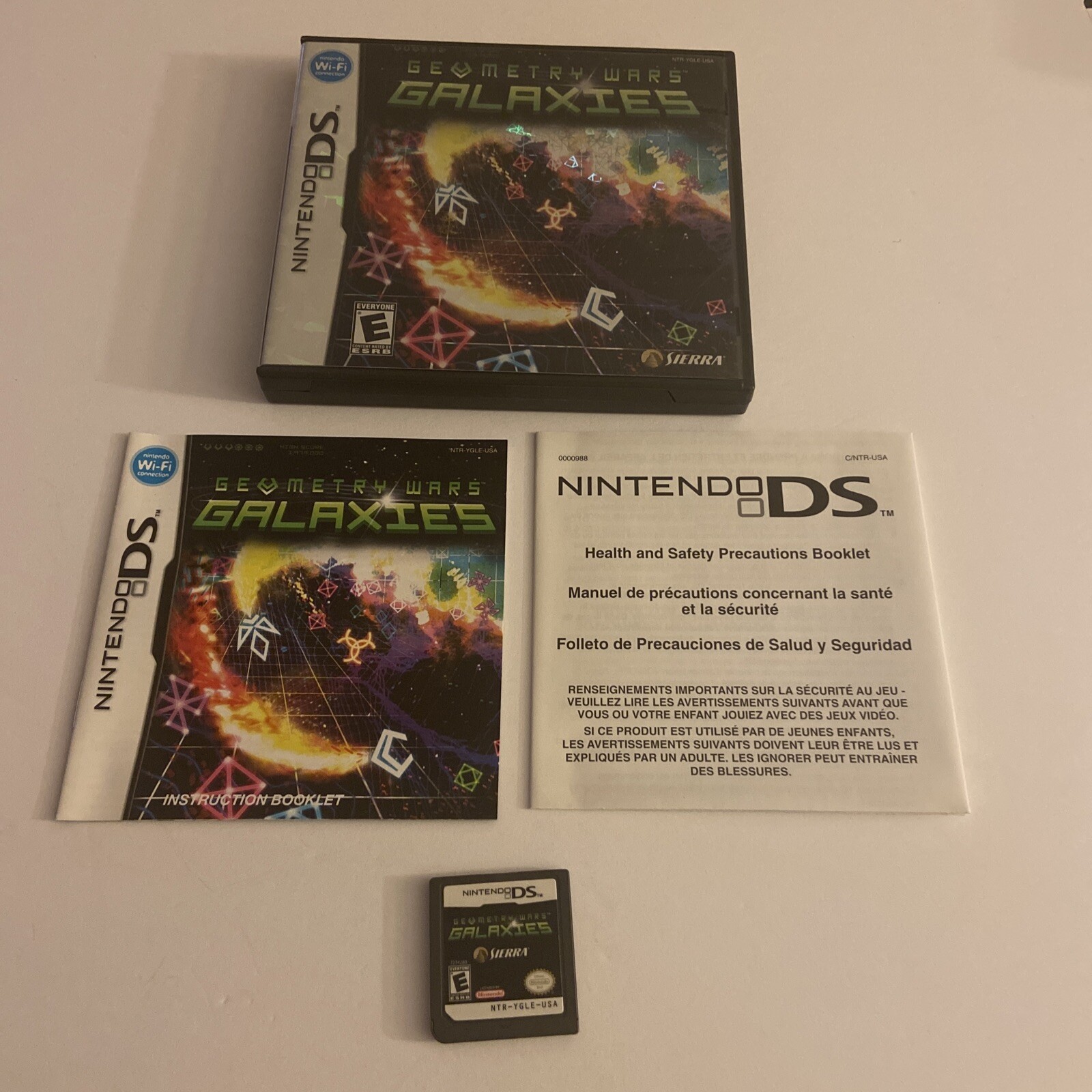 Geometry Wars: Galaxies (Nintendo DS, 2007) Tested/ Authentic ...