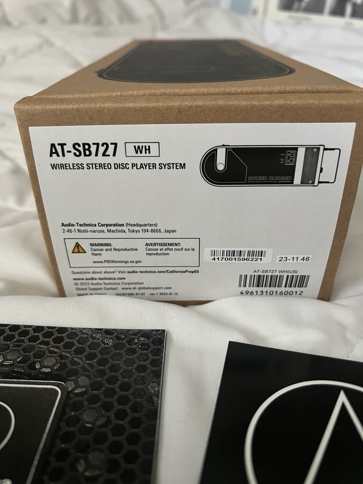 BRAND NEW Audio-Technica Sound Burger Portable Bluetooth Turntable in ...