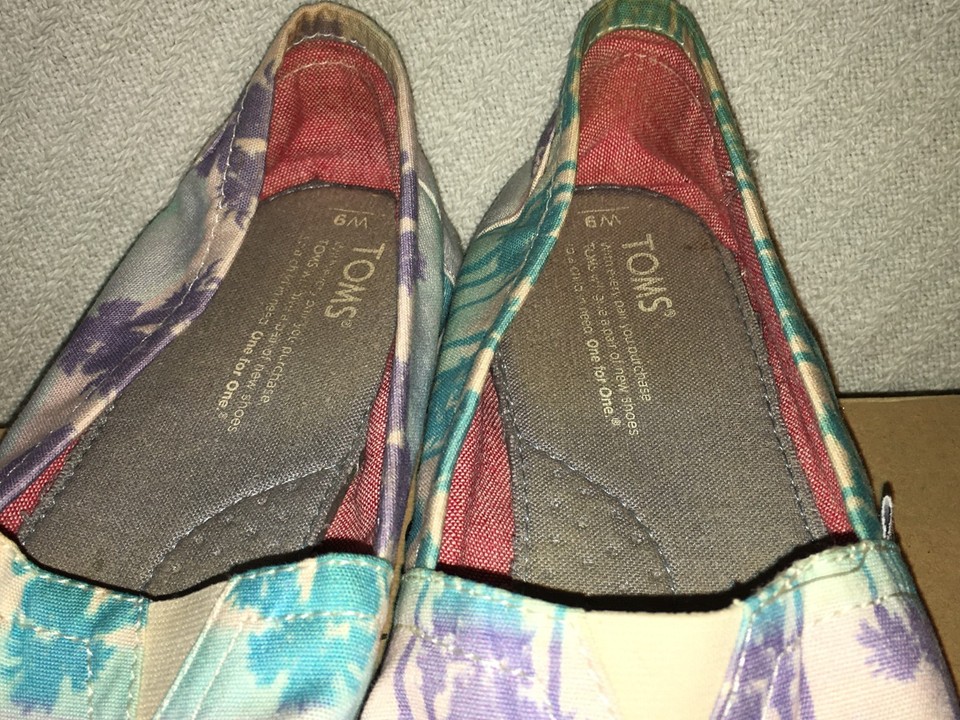 Ladies Size 9 Toms Classics Slip On Loafers Flats Boat Shoe Blue Palm ...