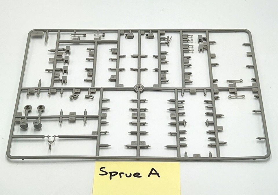 Trumpeter 01511 1/35 German Kanonen und Flakwagen Track & Replacement ...