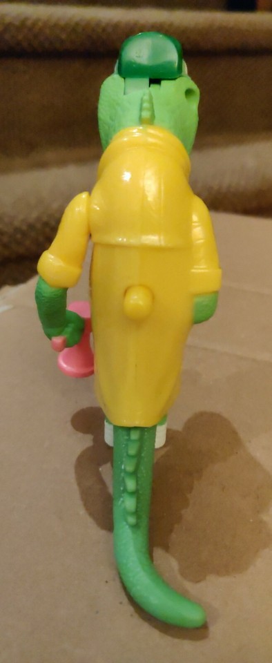 2021 Mcdonalds Sing 2 Movie Happy meal Megaphone Miss Crawly Toy Figure ...