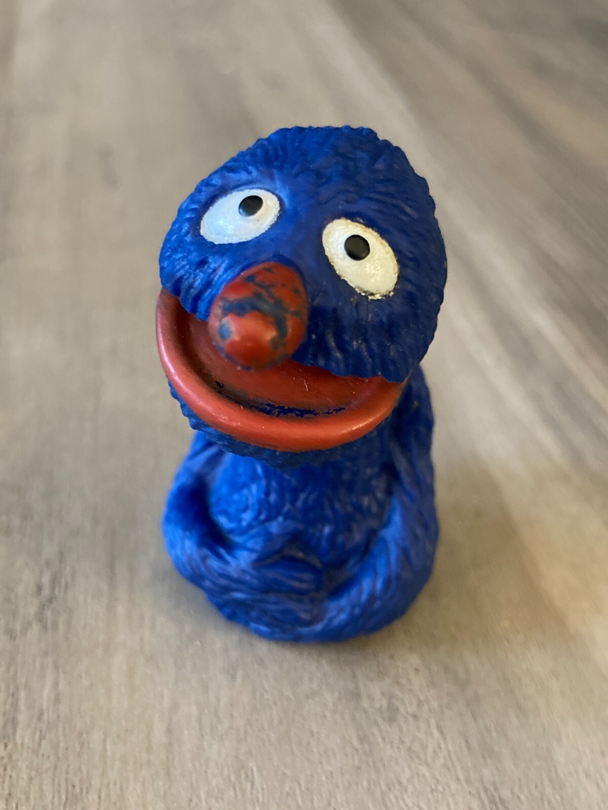 Vintage Sesame Street Muppets Inc. Grover Rubber Finger Puppet | eBay
