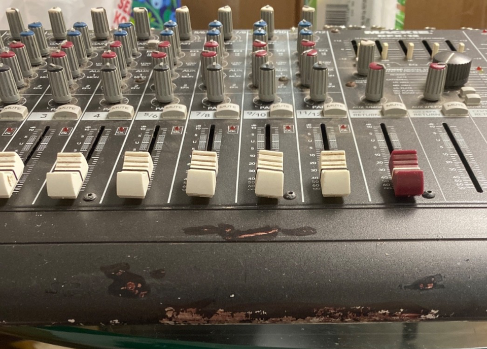 Mackie DFX-12 Powered Mixer Audio Line 12 Channel Mixer | eBay