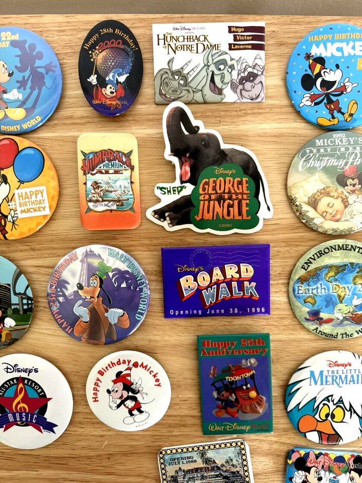 VINTAGE DISNEY HUGE 48 PINBACK PIN LOT - HERCULES, NIGHTMARE, STAR WARS ...