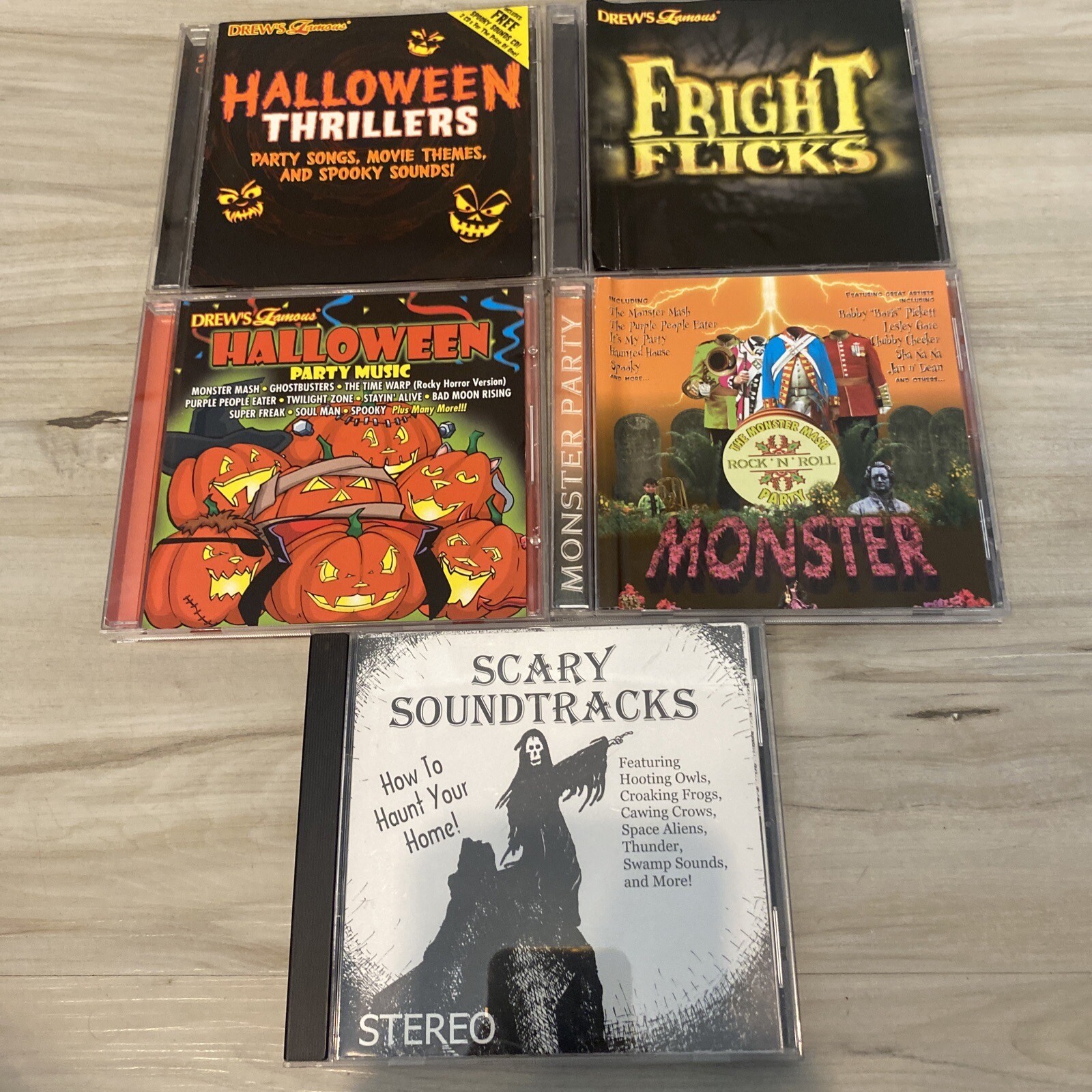 5 HALLOWEEN 🎃 CDs THRILLERS FRIGHT FLICKS PARTY MUSIC MONSTER MASH ...