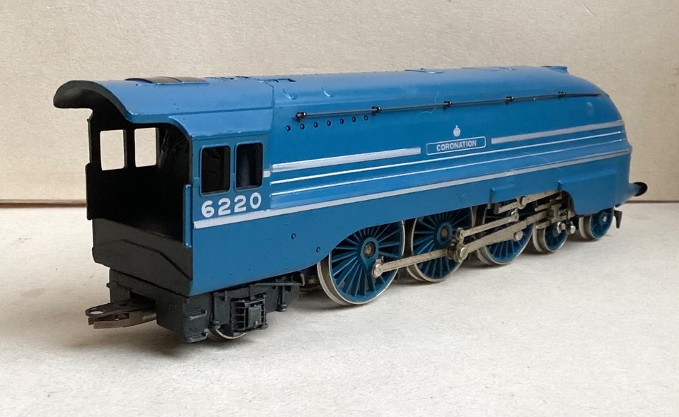 HORNBY R864 - LMS Matt Blue 4-6-2 LOCO 6220 “CORONATION” (non-powered ...