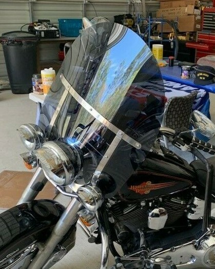 Harley Davidson Heritage/FatBoy OEM height 20" polycarb DARK tint ...