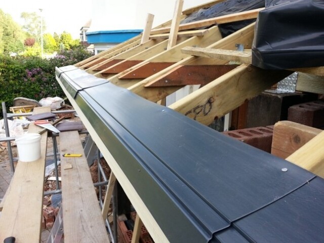 Eaves Protector Support Tray - Roof Felt Protection - Heavy Duty - 1.5m ...