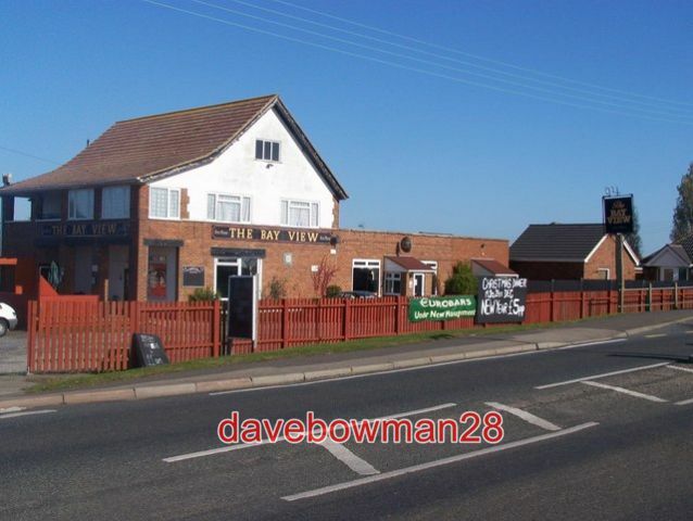 PHOTO THE BAY VIEW PUBLIC HOUSE ON LEYSDOWN ROAD IN BETWEEN EASTCHURCH ...