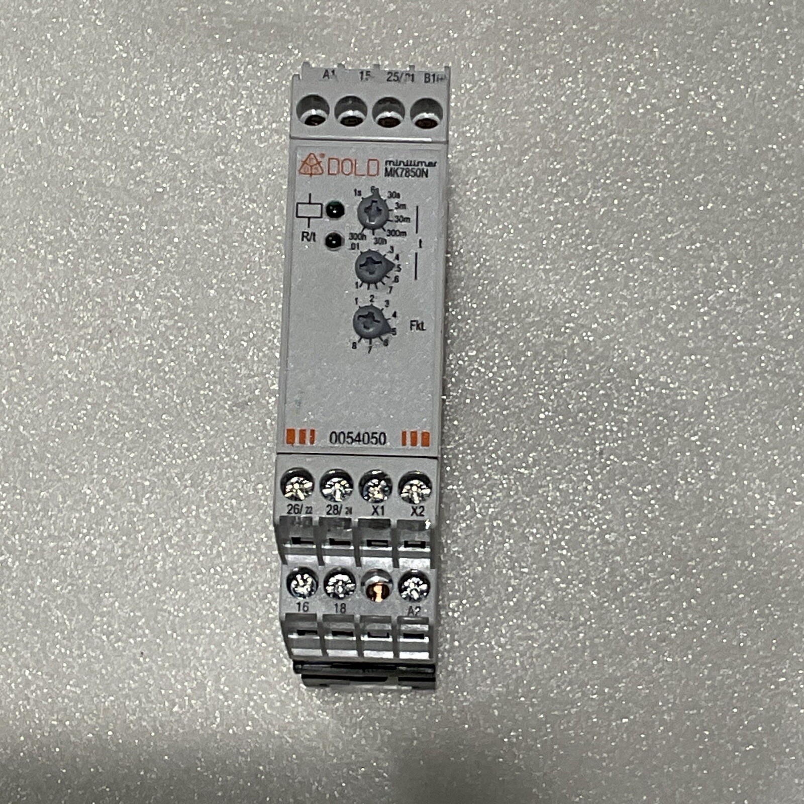 DOLD Mk7850n.82/200/61 Minitimer Time Delay Relay 12-240v-ac 5a for ...