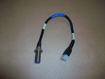 Keyence Proximity Sensor EV-112M 12-24VDC USED | eBay