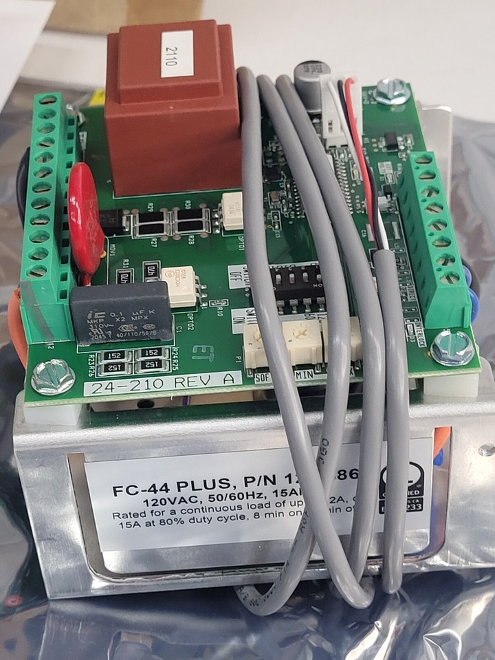 RODIX FEEDER CUBE FC-44 PLUS P/N 121-686 120VAC 50/60HZ 15AMP NEW IN ...