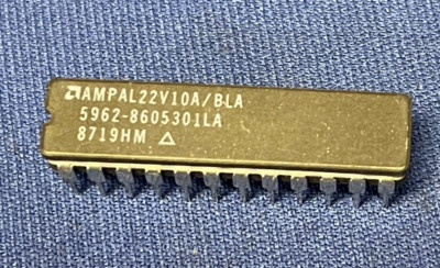 AMPAL22V10A/BLA AMD PAL22V10 PAL 24-PIN CERDIP 5962-8605301LA RARE QTY ...