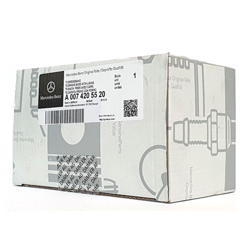 Original Mercedes Bremsbeläge Bremsbelag Satz vorne C-Klasse W/S 204 ...