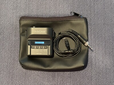Tascam DR-10L Audio Recorder with Lavalier Microphone & Pouch ...