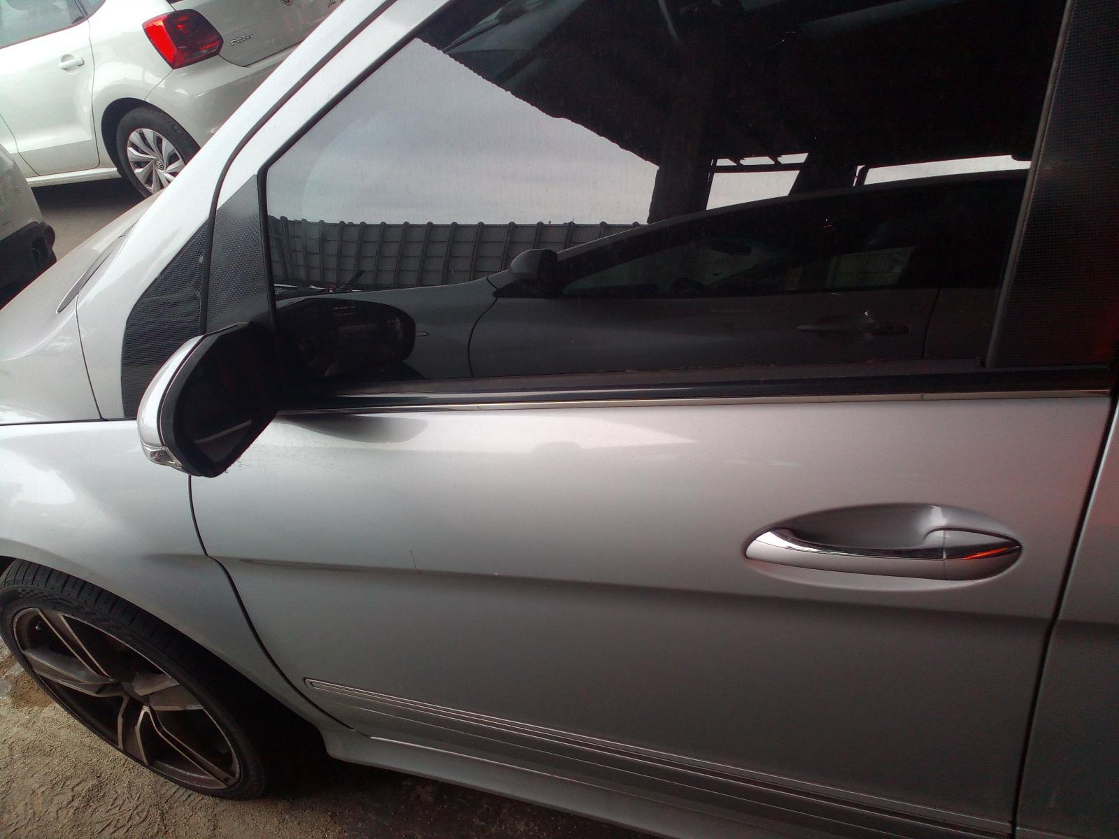 MERCEDES B CLASS LEFT FRONT DOOR W245, 03/05-06/11 05 06 07 08 09 10 11 ...