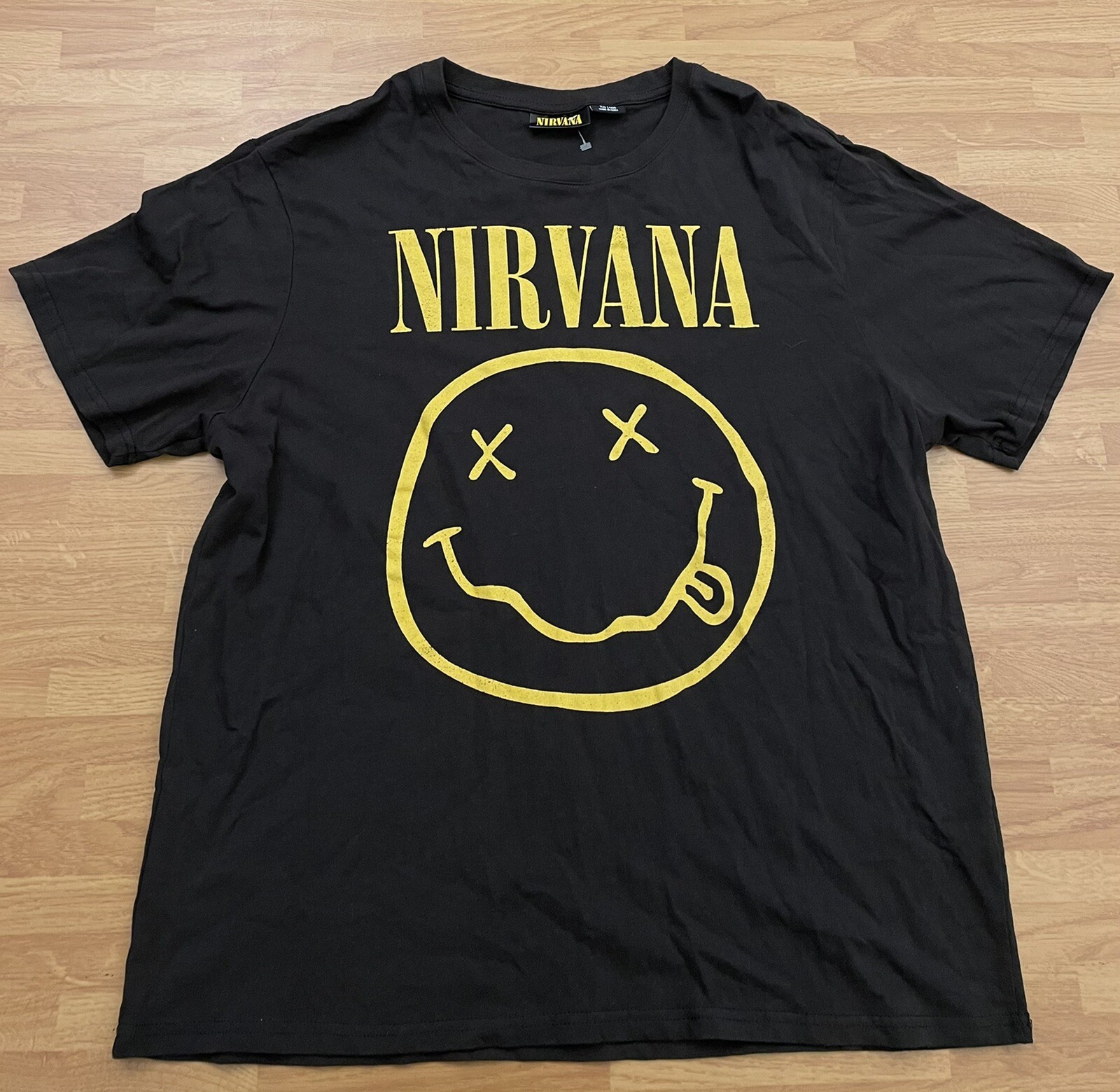 100 Authentic Nirvana Logo T-shirt Men Black Yellow S… - Gem