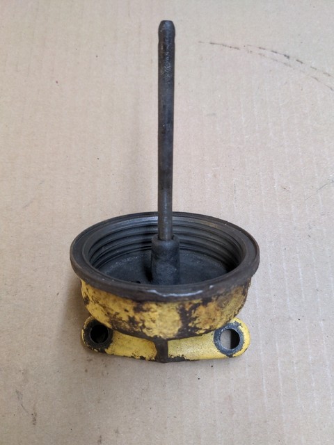 Wisconsin Engine Vh4d Oil Filter Base Assembly RV52A1 for sale online ...