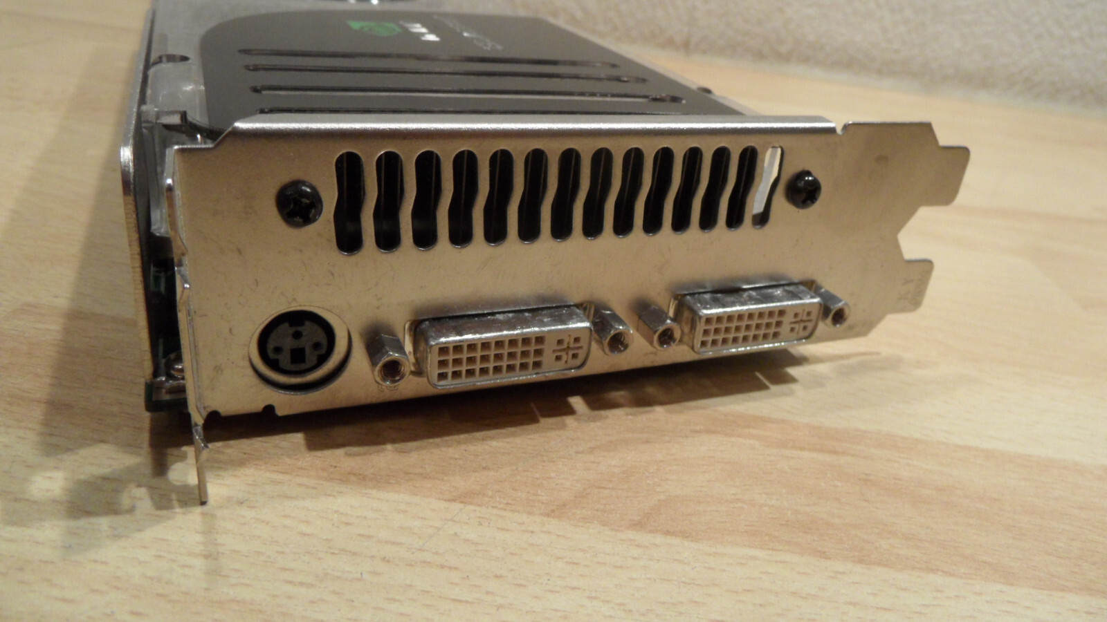 Grafikkarte NVIDIA Quadro DCV-00279-N2-GP DVI f. HP XW 8600 Workstation ...