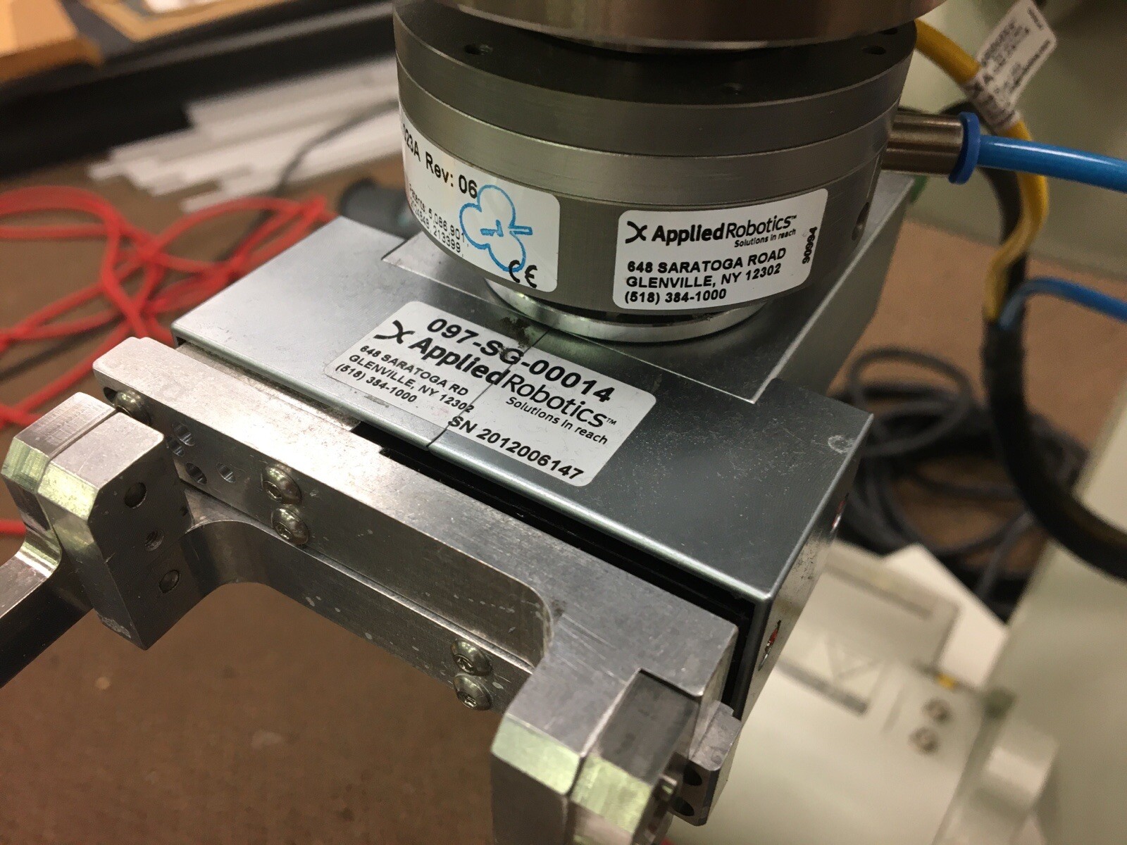 (Video) Mitsubishi Robot RV-6SDL CR2DA-700 R32TB Melfa Controller ...