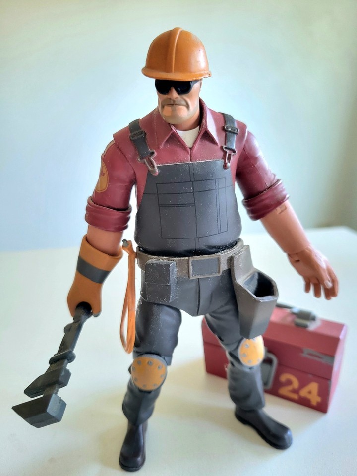 Team Fortress 2 RED Engineer Action Figure with Toolbox and Wrench | eBay