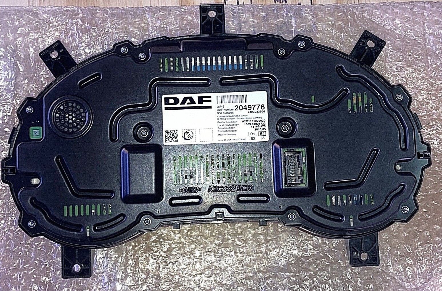 @ NEW GENUINE OEM PACCAR KENWORTH INSTRUMENT PANEL ASSEMBLY MPH/KMH ...