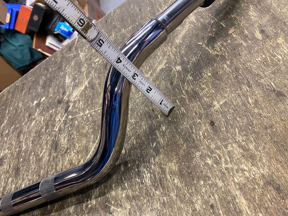 OEM Harley 1 1/4 Handlebars Low Heritage Softail Fatboy Sportster dyna ...