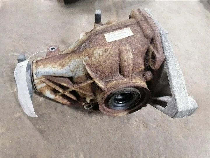 2011-2014 Dodge Charger Rear Differential Carrier Assembly 3.06 Ratio ...