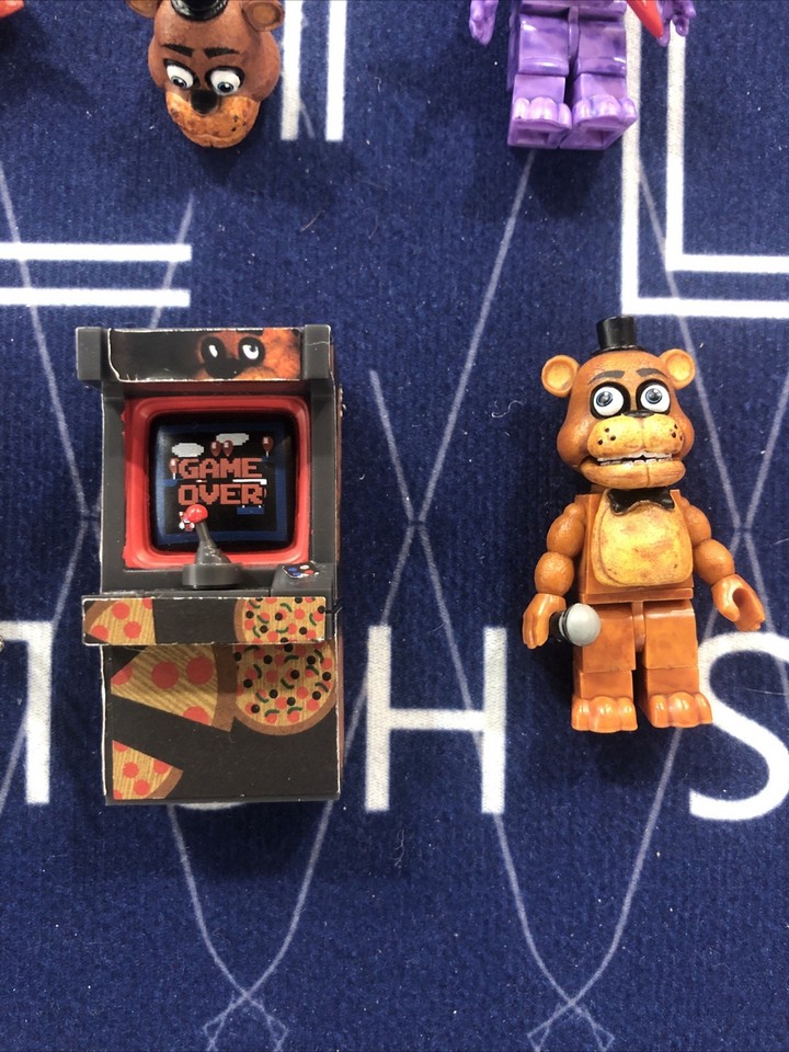 FNAF FIVE NIGHTS AT FREDDYS MINIFIGURE LOT MCFARLANE PARTS VIDEO GAME ...
