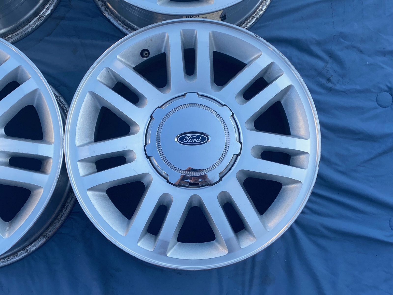 (4) Ford F-150 F150 Pickup OEM Wheels Rims Caps 18" Hollander 3784 ...