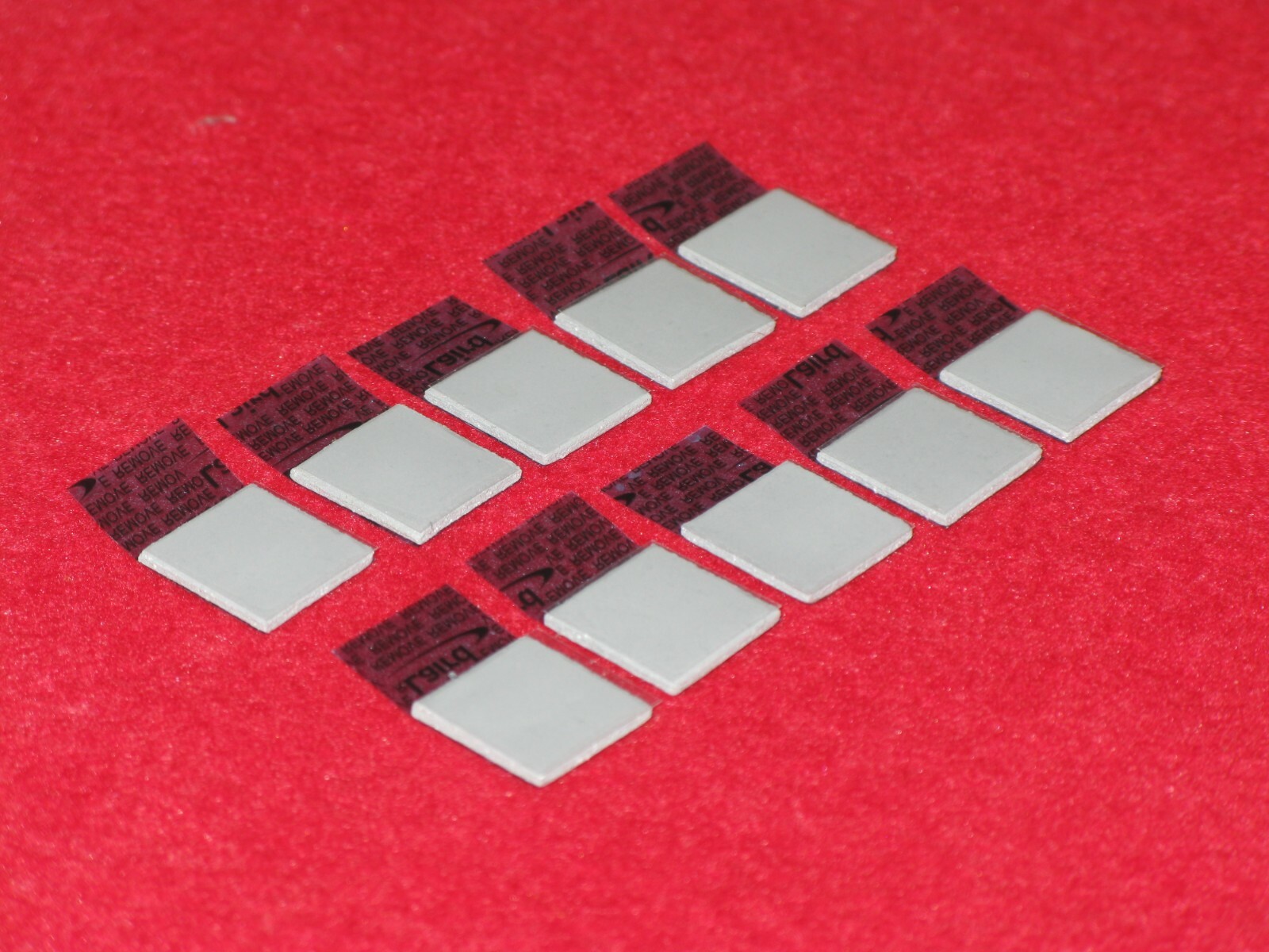 10-PIECE-NEW Usa LAIRD T-FLEX 740/760 700 SERIES Thermal PAD (15*15*1.5 ...