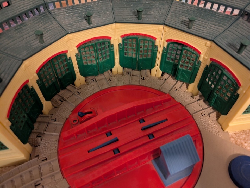 Thomas & Friends Trackmaster Tidmouth Sheds 6 Shed With Track Tomy ...