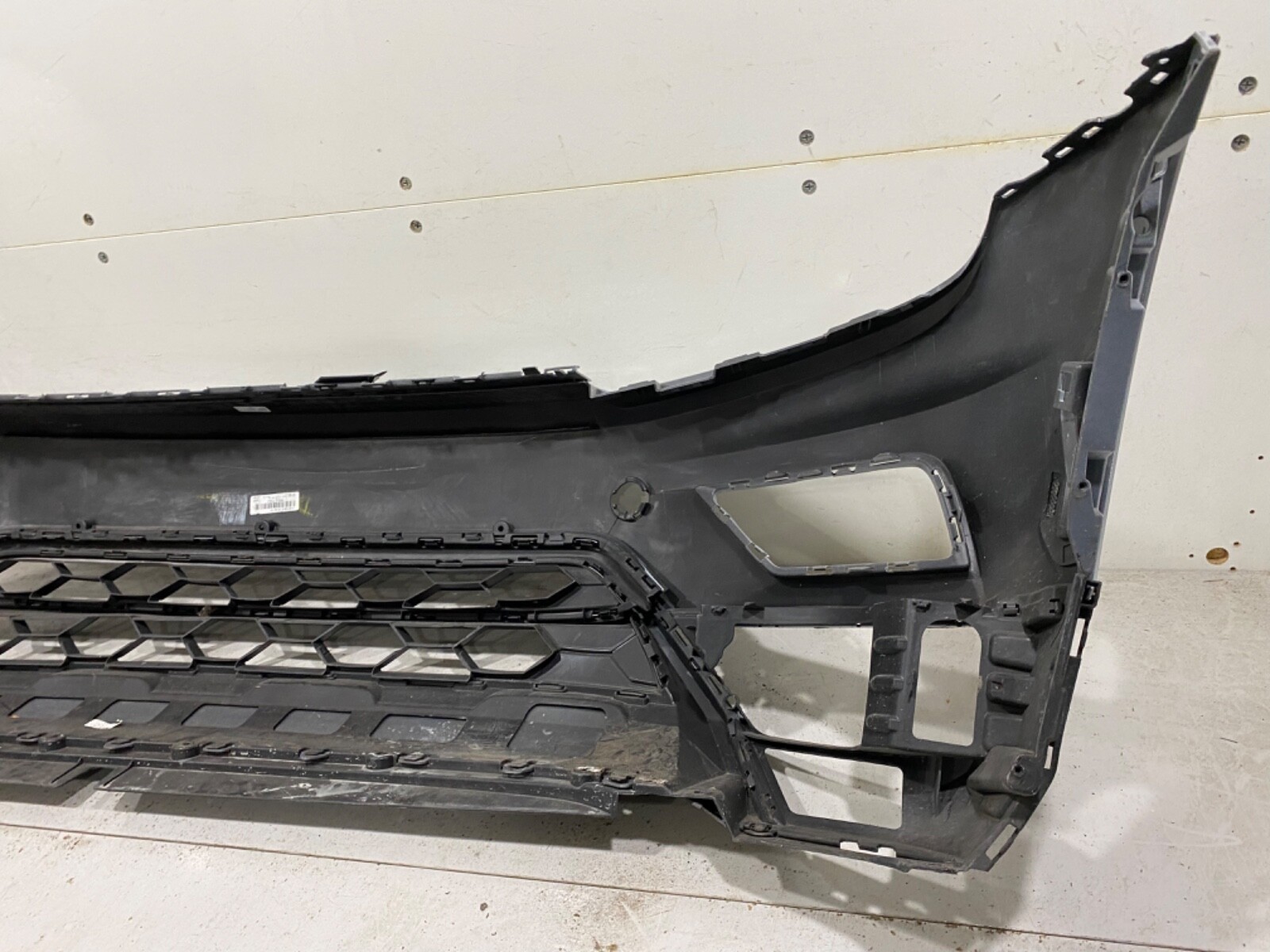 2018-2020 Volkswagen Tiguan Front Bumper Cover 5NN.805.903B OEM | Right ...
